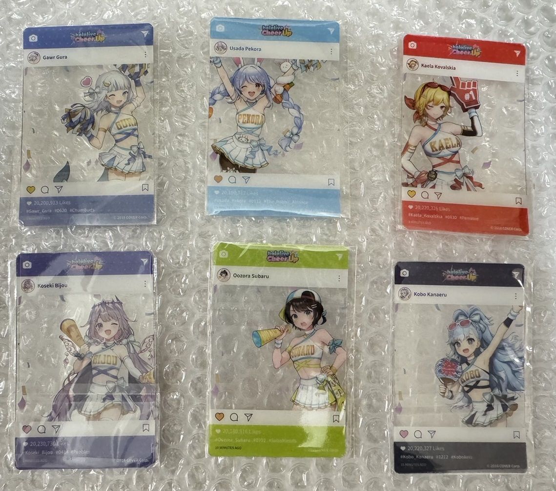 買動漫 | 現貨販售 Hololive X CAPSULE Cheer UP 快閃店 現場限定滿額禮 濾鏡透卡 Gura Peko Bijou ...